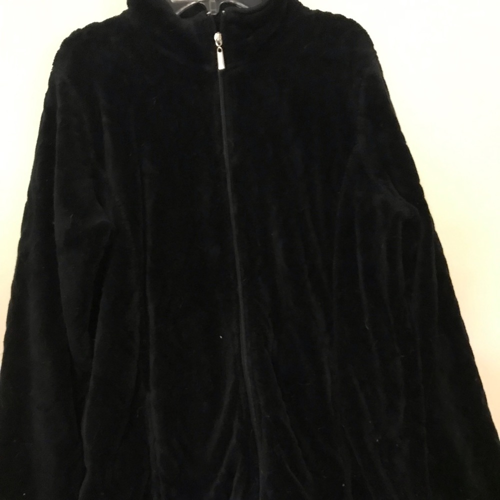 Black Cuddly Jacket - Gem
